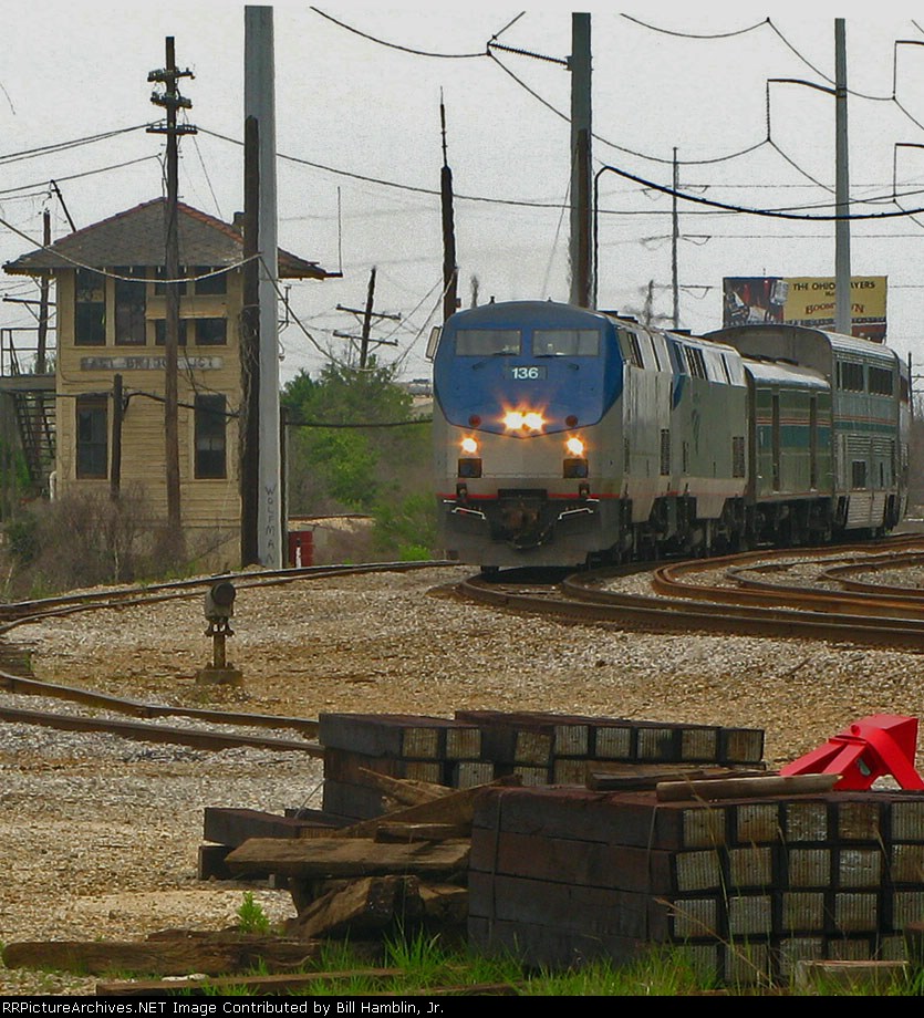 AMTK 136 @ East Bridge